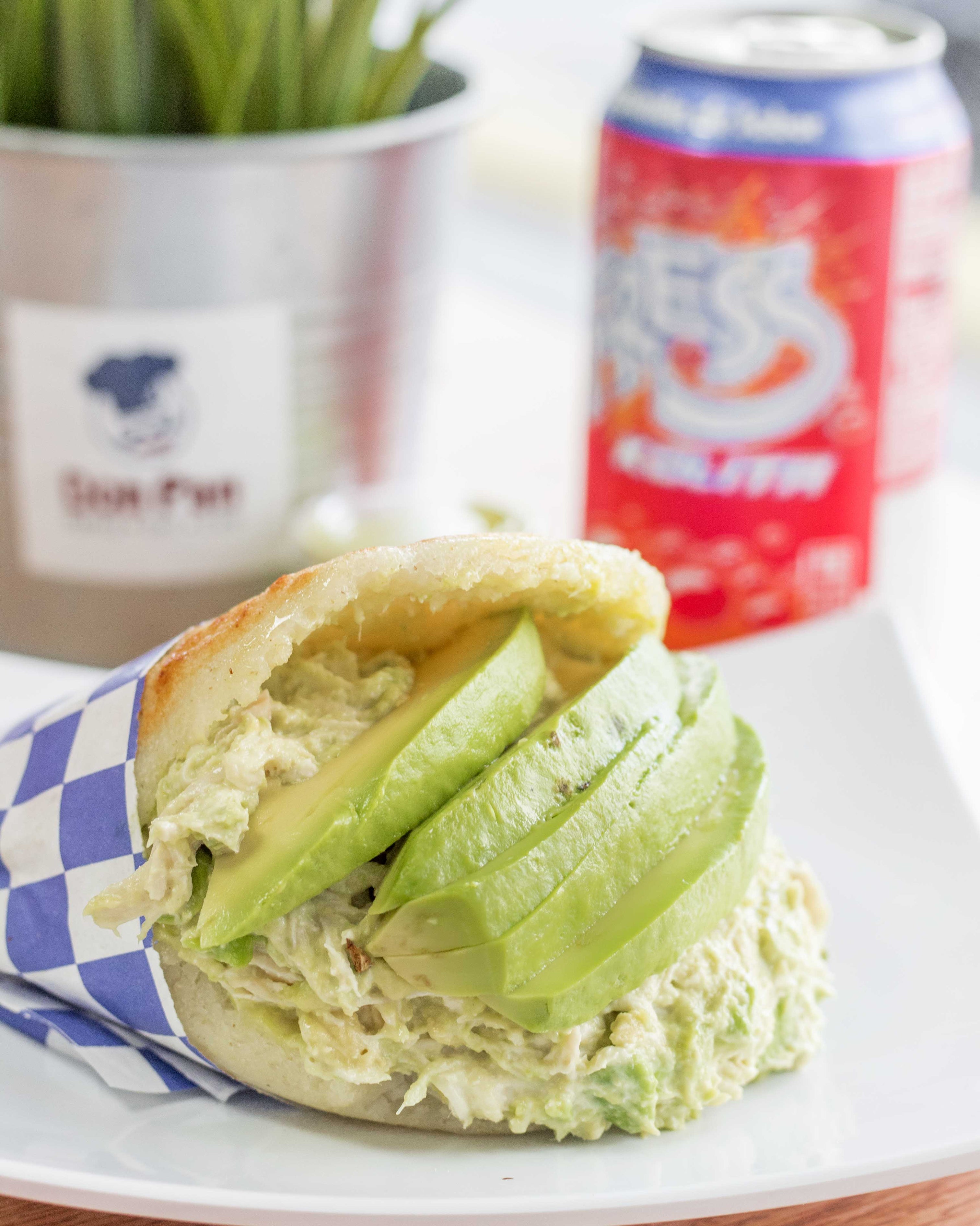 "Reina Pepiada" Arepa – Don Pan Miami Beach